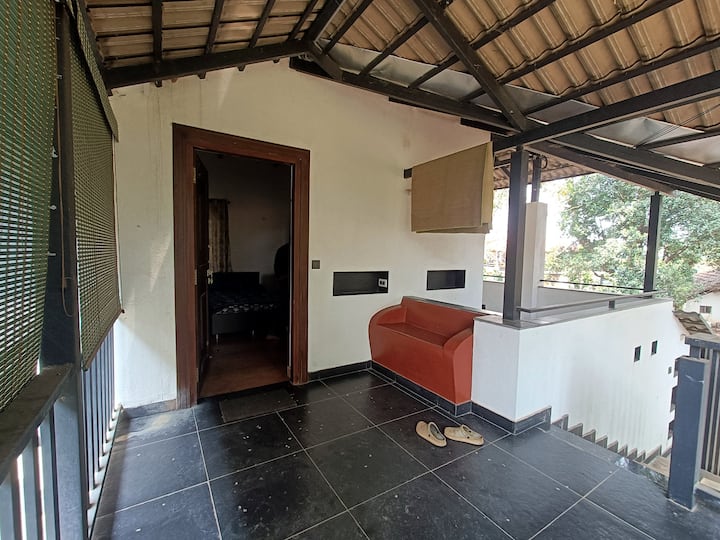 Gandhaara - Simple Stay Surrounded By Green - Kukke