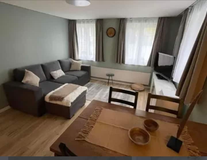 Ferienwohnung Edelweiss – 3 Zimmer Mit Seeblick - Sankt Anton