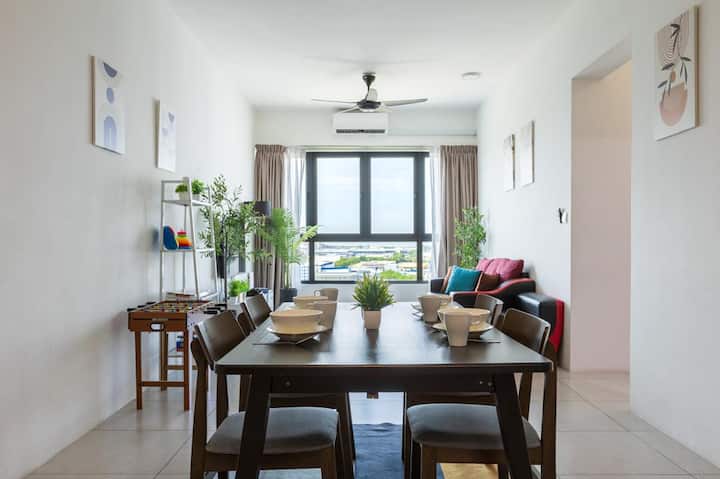 Meritus Suites 2-3br-2cp-workstay-quite-wifi-coway - Perai