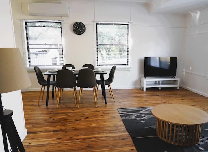 Freshly Renovated 3br | Central Muswellbrook - Muswellbrook