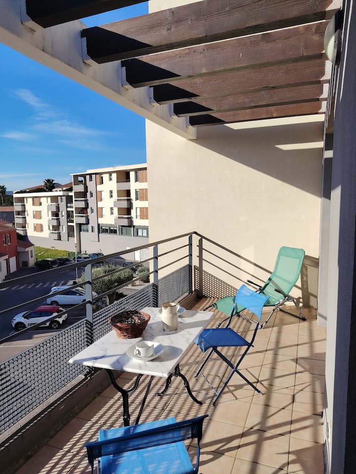 T3 Lumineux, Wifi, Parking Proche Plage - Mèze