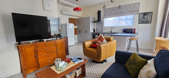 Warm In Sunny 2br In Kenmure With 2 Queen Beds - 但尼丁