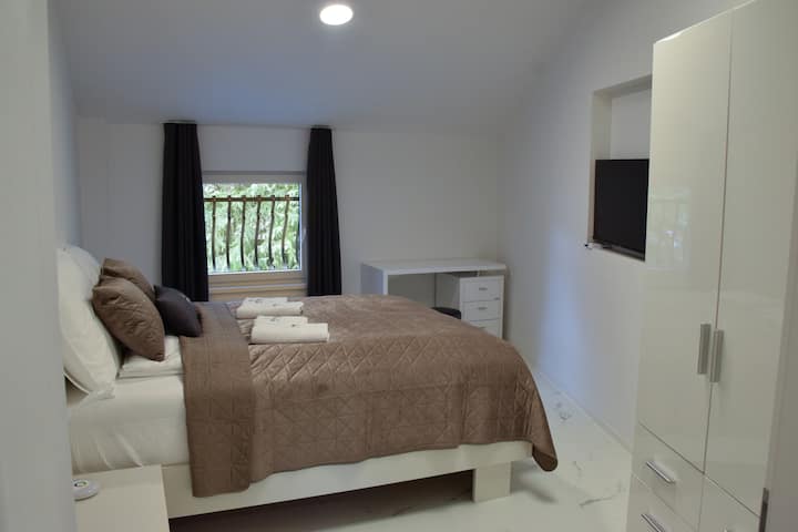 Double Room With Shared Bathroom At Stopa - Gorizia