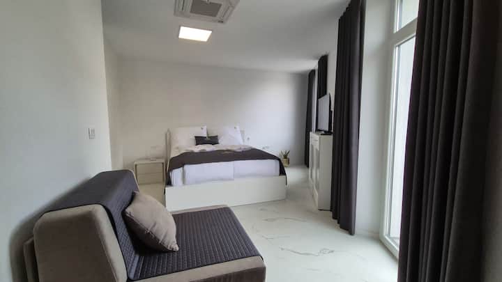 Studio For 3 With Private Bathroom At Stopa - Nova Gorica