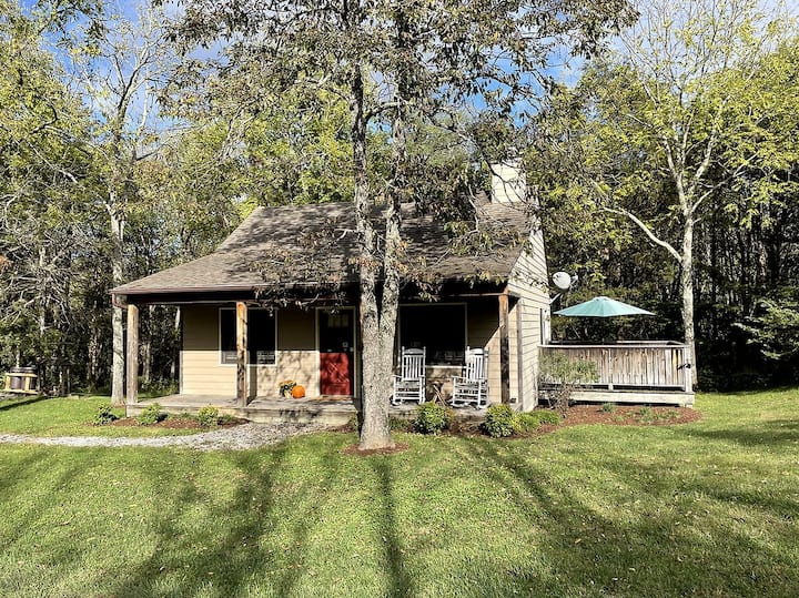 Cabin W/ Jacuzzi For Two, Virginia - Lexington, VA