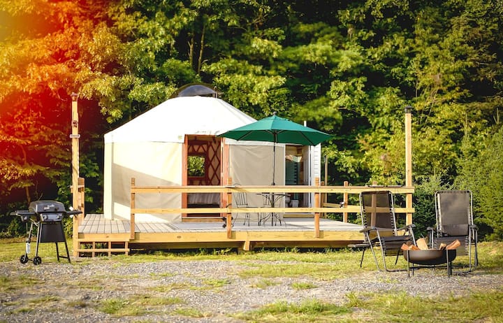 Roan Mountain Yurt - Roan Mountain, TN