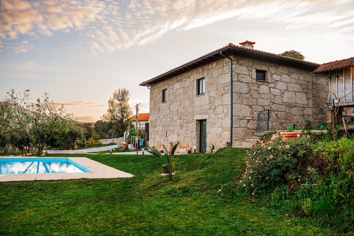 Farm House By Quantique - Ponte da Barca