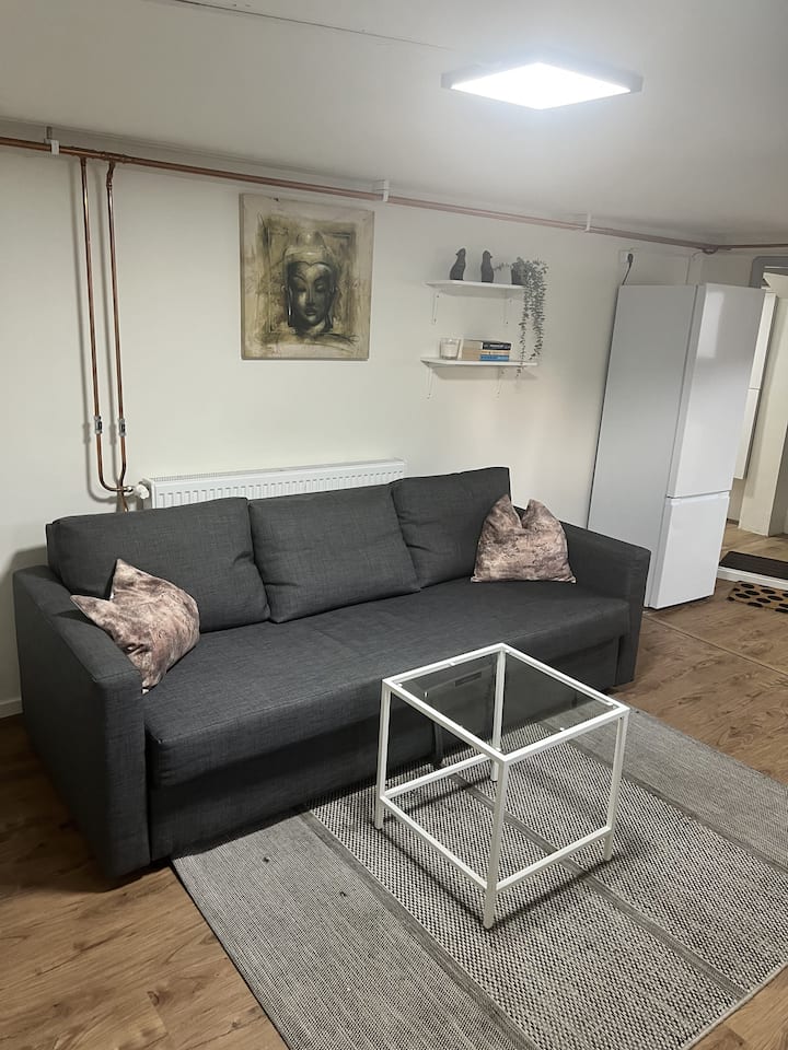 Inexpensive Perfect Small Accommodation - Huddinge