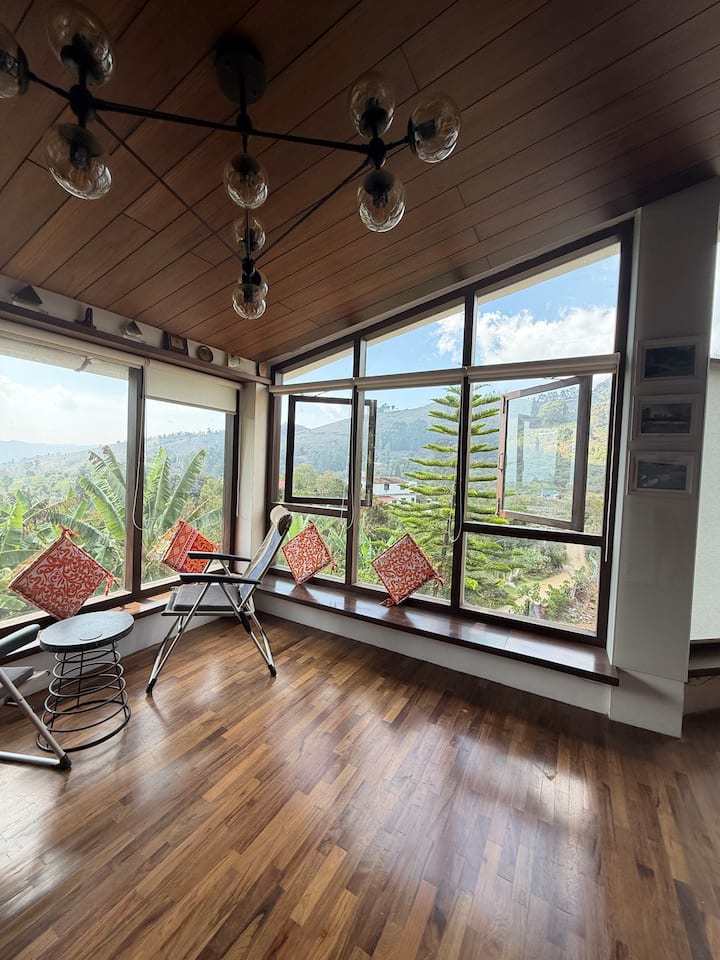 A Home In The Hills - 科代卡納爾