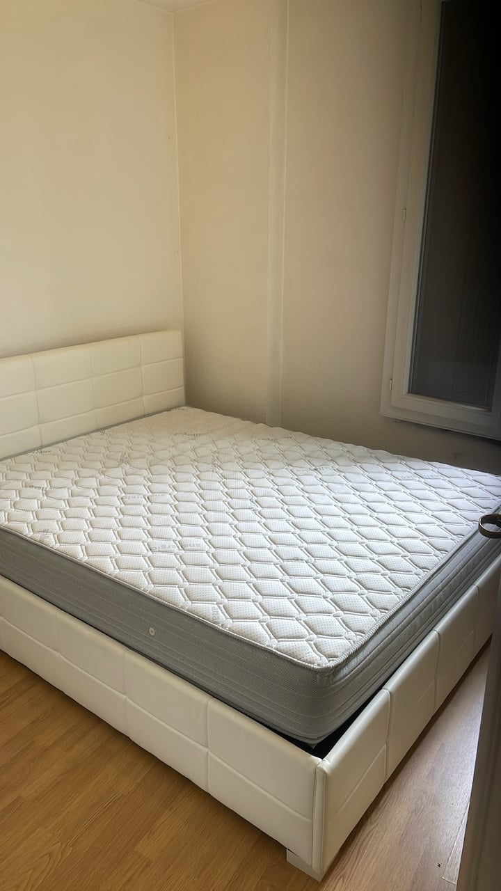 Appartement Situé Au Centre-ville Proche Des Bus - Lausana