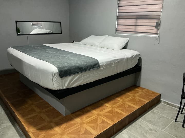 Habitaciones Cómodas Con Seguridad Y Privacidad - Reynosa