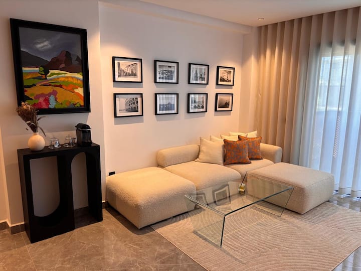 Skyline Elegance | Chic High-end Apt Cfc Pool &Gym - Casablanca