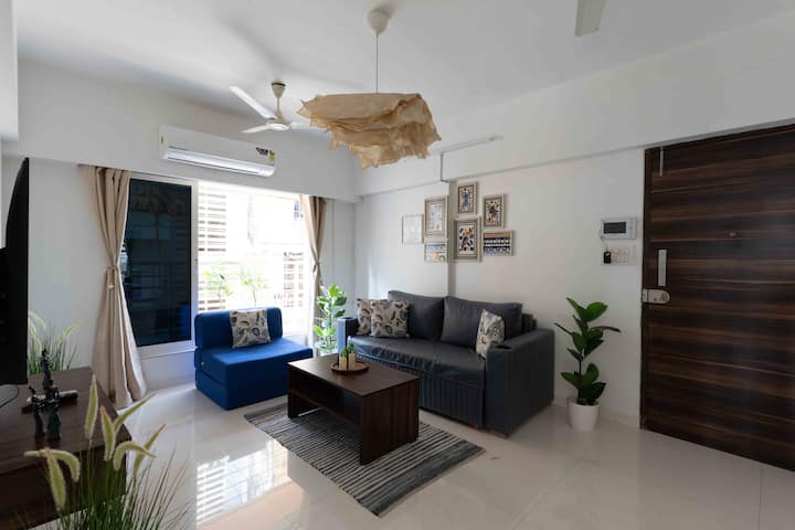 Aesthetic, Modern 2bhk Near Bkc & Airport - Mumbai
