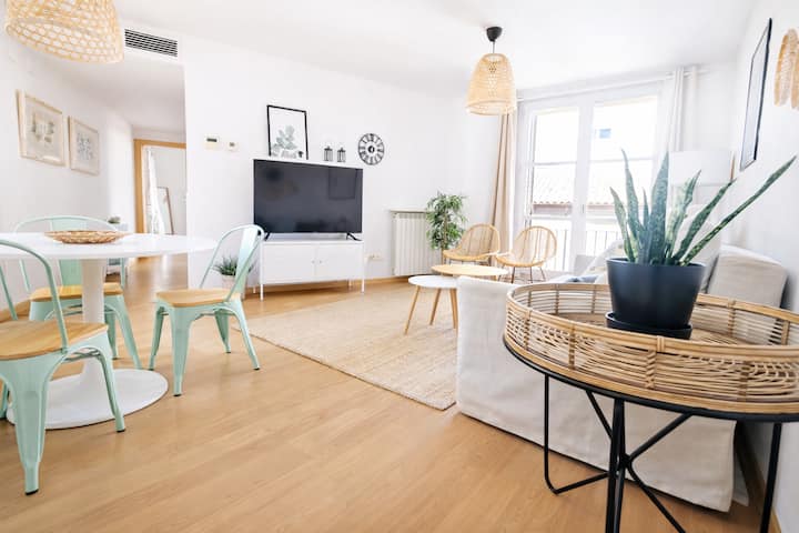 Apartamento De 1 Dormitorio Muy Próximo Al Pilar - Zaragoza, España