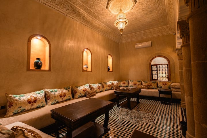 Riad Golden Luxury Chamber N1 - Rabat