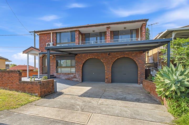 Big House Bowden - Liverpool