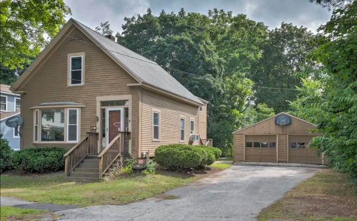 Dover By Downtown: Downstairs - Keene, NH