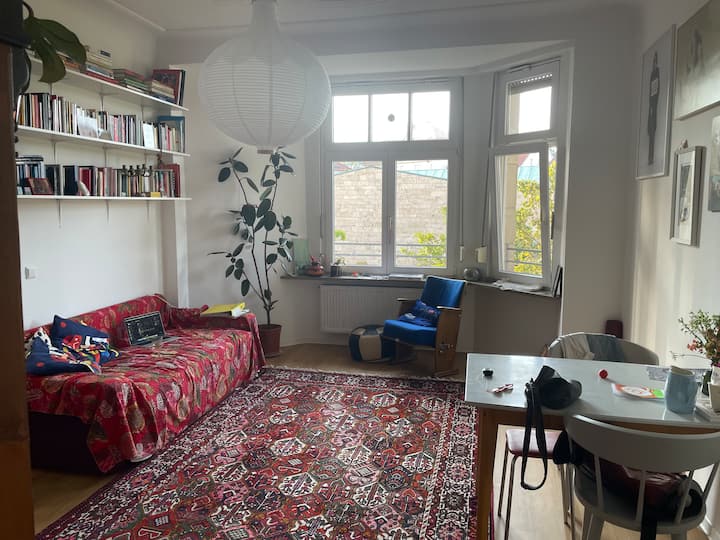 Kuschelige 2-zimmer Wohnung Zentral Gelegen - Stuttgart