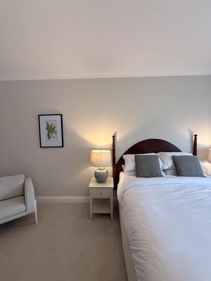 Beautiful Retreat In Ireland's Prettiest Village - Limerick