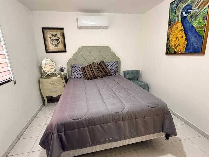 Casa Amplia Para 7 | Frente A Plaza Cumbres - Monterrey