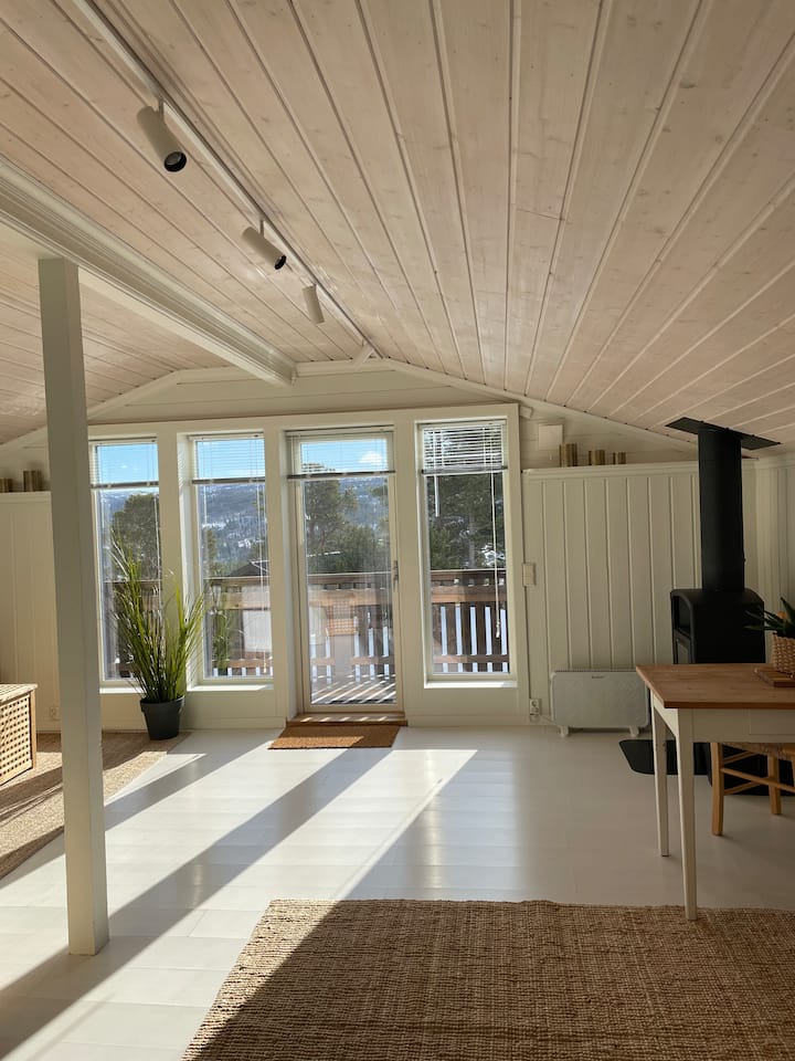 Hjemmekoselig Fjelleilighet Over Garasje - Norwegia