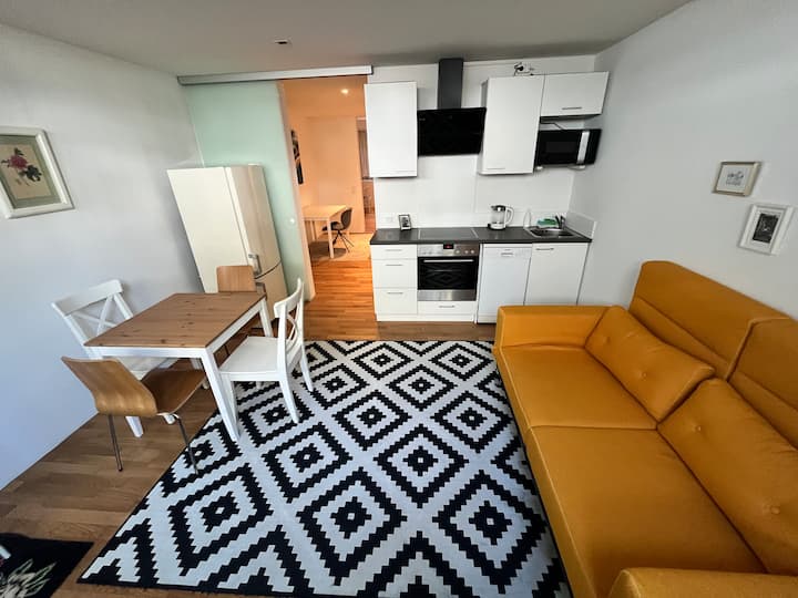 Apartment Für 4 Personen, 5 Min. Zur Messe/u-bahn - Unterhaching