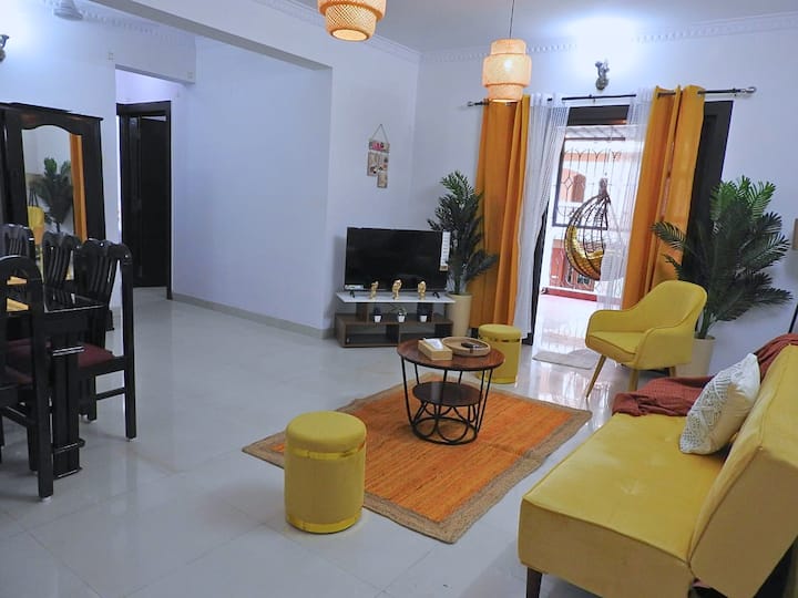 Boho Vibes |Big 2bhk Near Beach & Pool|niksh Stays - Goa