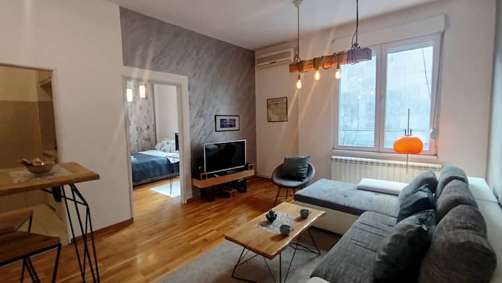 Two-room Apartment In Walkable Central Dorćol - Belgrado