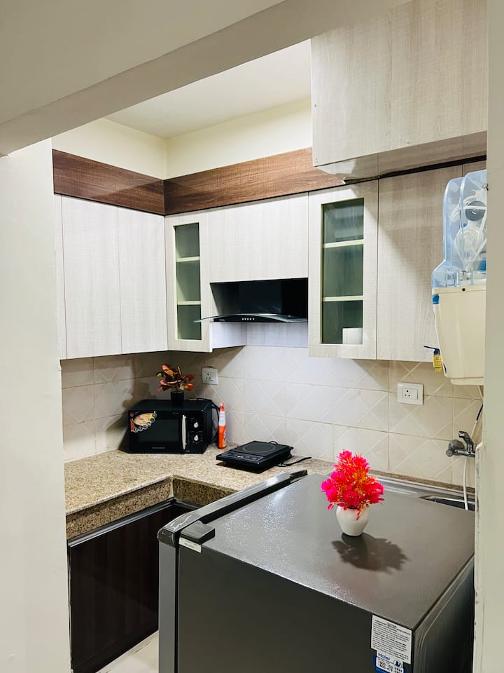 Homelystay4u-308 Near Advant It | Noida Sector 143 - Noida