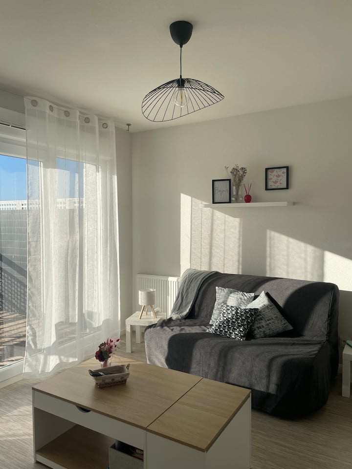 T2 Avec Terrasse • Proche Bordeaux• Free Parking - Lormont