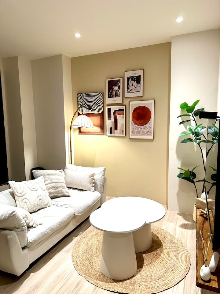 月租/寧夏夜市步行1分鐘｜兩房一廳溫馨cp宅·・最佳旅遊住宿·適合家庭/好友/吃貨首選 - Taipei