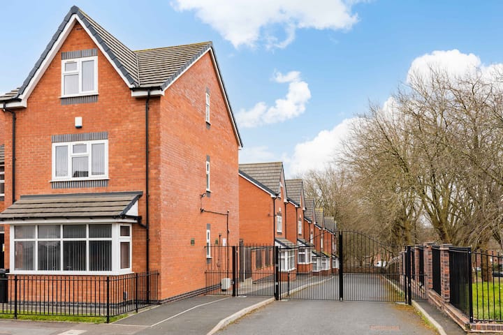 Birmingham Estate - Large House Gated Parking - 69 - Birmingham
