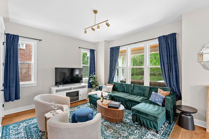 New 4br Near Dc | Sauna & Pool Table | 10 Min - Alexandria, VA