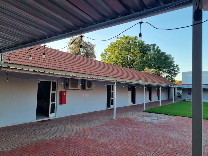 Tana B Guesthouse Double Deluxe - Welkom
