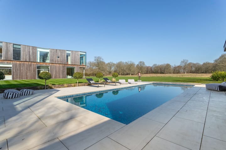 Stardust Mansion - Shere