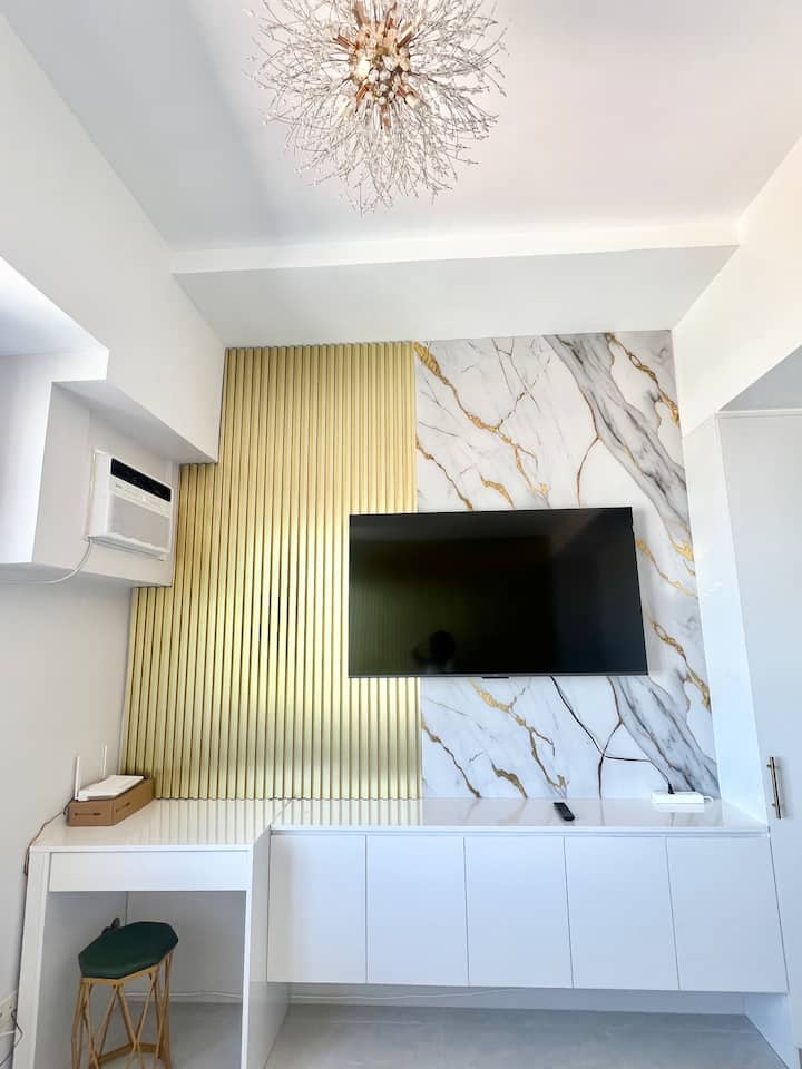 Modern Minimalist Resort Style Living - City Views - Mandaue City