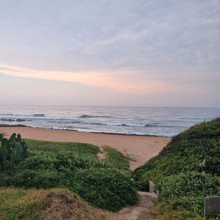 Beach House In Scottburgh South - Scottburgh