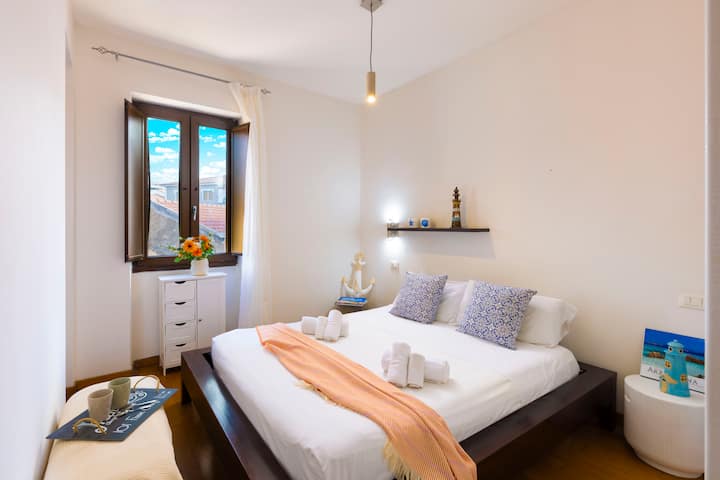 [Old Town & Beaches] - Mediterranean Light Flat - Monti