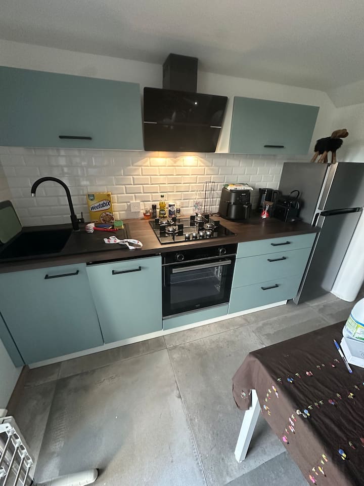 Studio 15m² Tout éQuipé, Prêt à Vivre - Bonneville