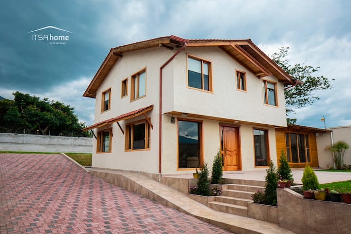Itsahome Vacations - Casa De Campo Atuntaqui - Cotacachi