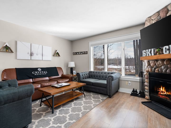 Crystal Mountain Condo, Thompsonville, Michigan - Thompsonville, MI