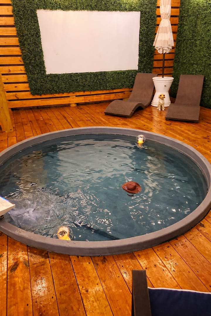 Heated/chilled Cowboy Pool, Sauna, Hot Tub, Golf - Broken Bow, OK