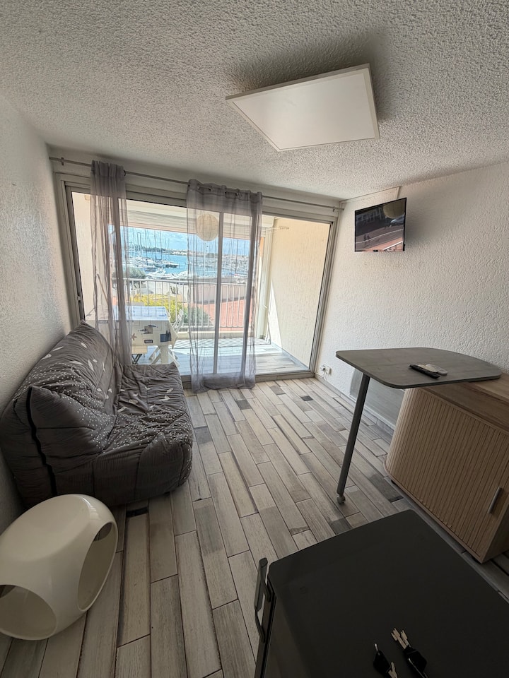 Studio Avec Vue Imprenable Sur Le Port - Agde