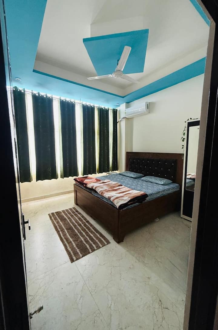 Luxury 6 Bhk Near Ganga | Ac Rooms | 18 Guests - Rishikesh