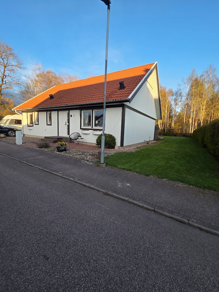 1,5 Plans Villa Med Närhet Till Natur - Halmstad