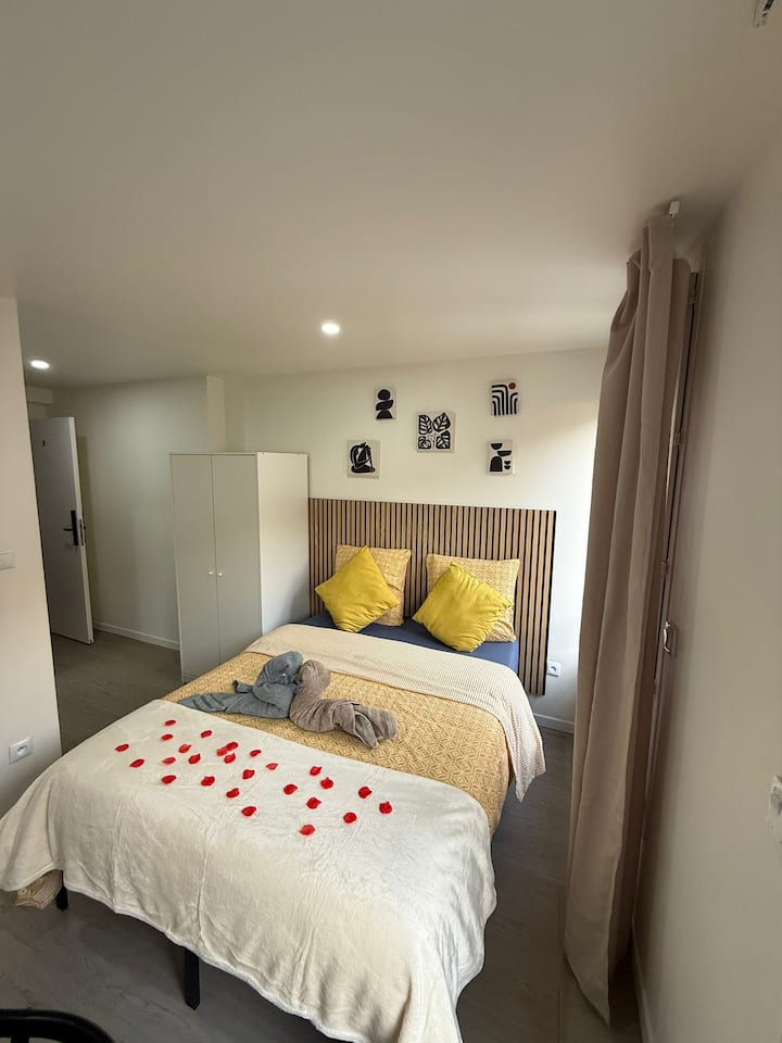 Suite Confort Studio Paris & Orly - Villeneuve-Saint-Georges