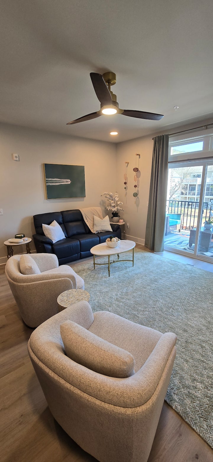 Sophisticated 3 Br Condo In Flats, Extra Amenities - Rehoboth Beach, DE