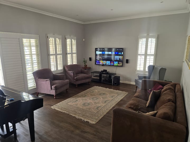 Canna Nest Air Bnb - East London