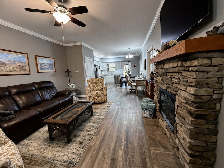 Mountain Blessing Too! - Townsend, TN