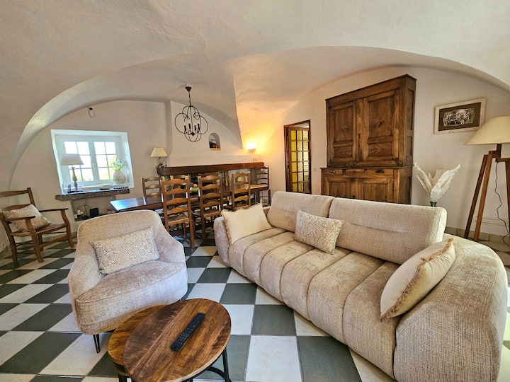 La Chabotte : Maison De Caractère Cœur D'ardèche - France